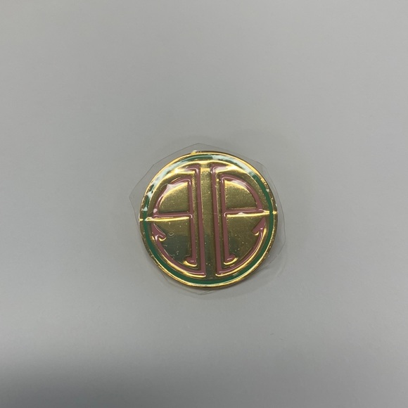 Lilly Pulitzer | Accessories | Lilly Pulitzer Logo Pin Collectible Pink ...